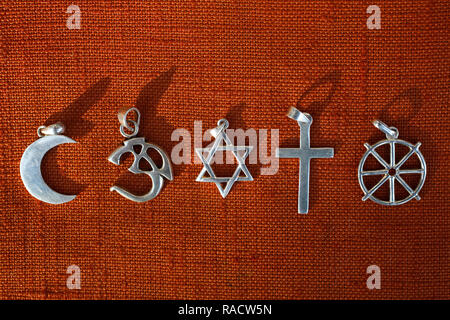 Symbole des Islam, Judentum, Buddhismus, Hinduismus und Christentum Stockfotografie - Alamy