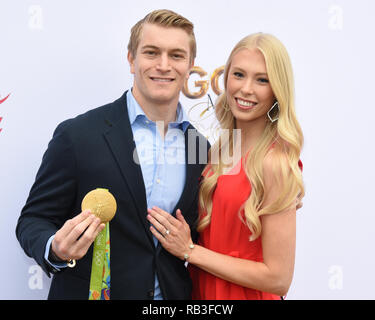 Goldmedaillenträger Connor Felder besucht das 6. jährliche "Gold ...
