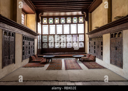 Innenraum im Bayt Al-Suhaymi, Haus der Suhaymi, ist eine alte ...