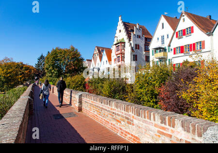 Ulm, die Skyline der Altstadt, Teil der Stadtbefestigung, Stadtmauer ...