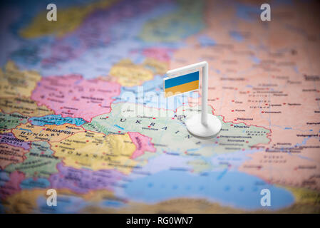 Ukraine politische Karte mit Hauptstadt Kiew, Landesgrenzen, Krim ...
