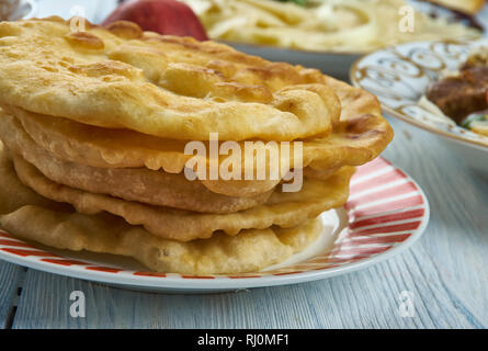 Kasachische Küche, Traditionelle verschiedene Gerichte Kasachstan ...
