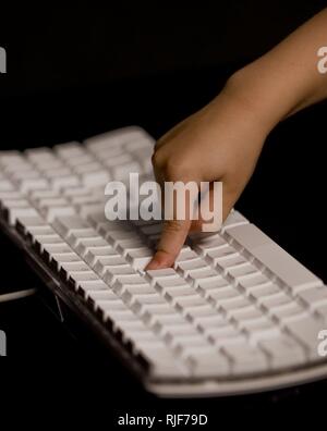 NAVY NCIS: NAVAL KRIMINELLEN UNTERSUCHUNGSDIENST aka NCIS SUSANNA ...