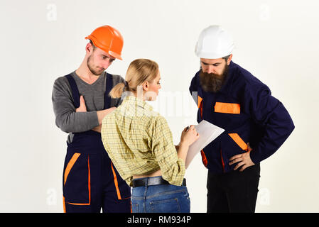 Gruppe von Ingenieuren, Bauherren, Architekten auf der Baustelle ...