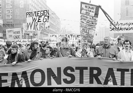 Am 4. November 1989 fand die größte Demonstration in der Geschichte der ...