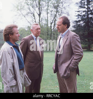 DERRICK: Der Fall Weidau, D 1986, Regie: Alfred Weidenmann, FRIEDRICH ...