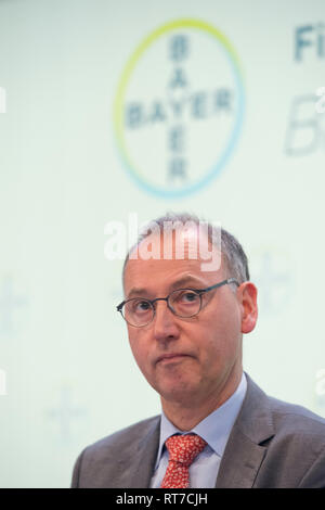 Leverkusen, Deutschland. 27 Feb, 2019. Heiko SCHIPPER, Mitglied der ...