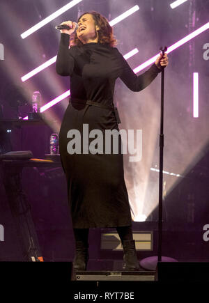 Alison Moyet führt live auf der SSE Hydro in Glasgow Unterstützung ...