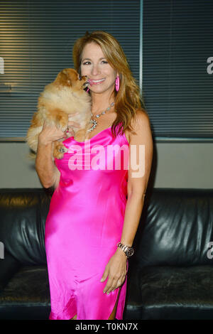 Teilnehmer während der Gräfin Luann und Freunde im Fillmore Miami Beach ...