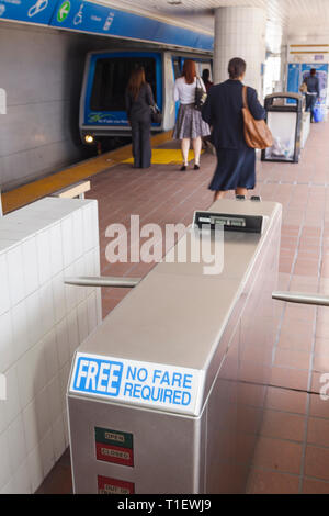 Miami Florida, Metromover, APM, Automated People Mover, öffentlicher ...