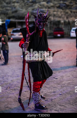 Celebraciones de Cuaresma, Semana Santa en la colonia Coloso Alto ...