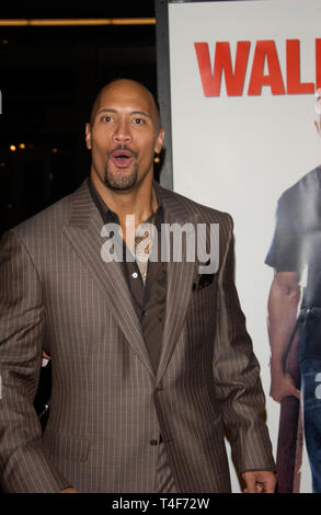 Dwayne "The Rock" Johnson bei der Premiere von "Walking Tall" in ...