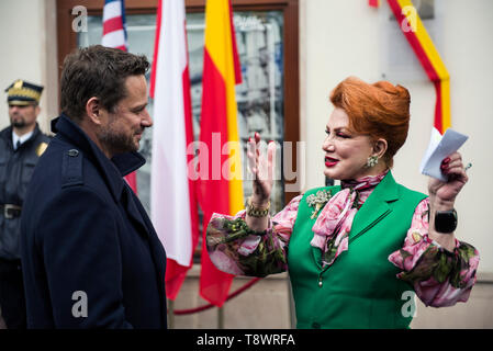Der Bürgermeister von Warschau, Rafal Trzaskowski und Georgette ...