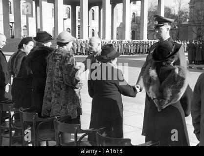 Feldmarschall Wilhelm Keitel nach seiner Hinrichtung durch in Nürnberg ...