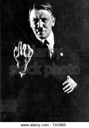 Hitler als Redner in München 1936 Stockfoto, Bild: 37000193 - Alamy