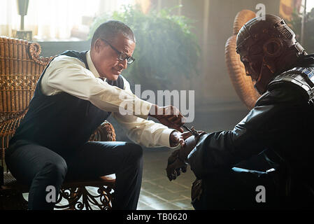 DOOM PATROL, von links: Brendan Fraser, Anna Lore, 'Jane Patrol ...