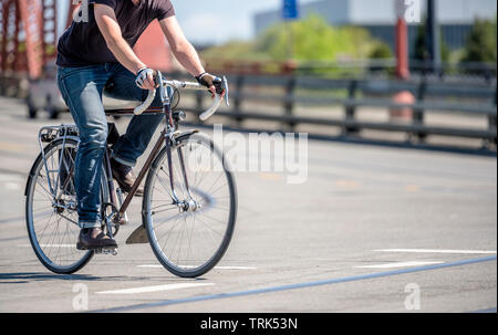 Wird ein Radfahrer ist eine ganze Philosophie des Lebens, auf einen ...