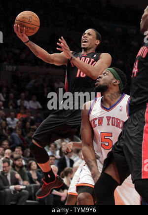 DeMar DeRozan von Toronto Raptors fährt am Sonntag, den 24. Januar 2016 ...