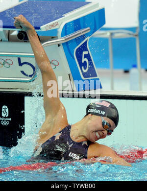 Die US-Amerikanerin Natalie Coughlin gewinnt die Goldmedaille und die ...