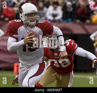 San Francisco 49ers Dashon Goldson (38) truns mit einem abgefangenen ...