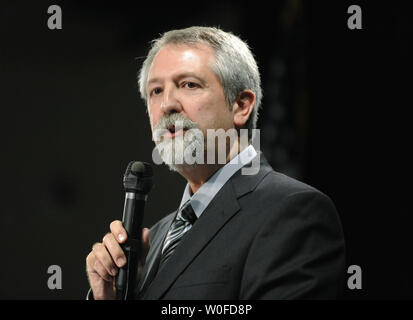 Timothy Bailey spricht, nachdem er die nationale Geschichte Lehrer 2009 ...