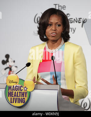 First Lady Michelle Obama und Walt Disney Company Chairman und CEO ...