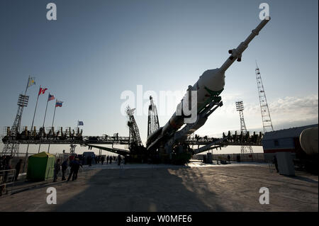 28. September 2009 - ist die Sojus-Rakete kurz nach Ankunft auf der ...