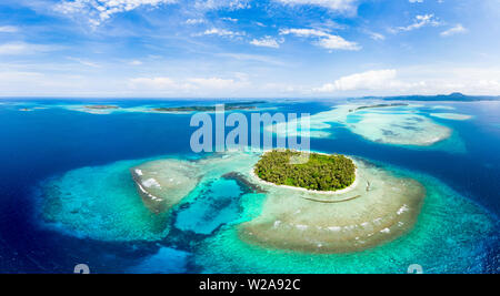 Luftaufnahme Banyak Islands Sumatra tropischer Archipel Indonesien ...