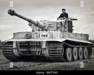 Deutschen Tiger-Panzer an der Ostfront 1944 Stockfotografie - Alamy