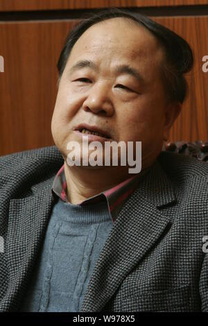 Chinesischen Autor und Schriftsteller Mo Yan stellt in einem Interview ...