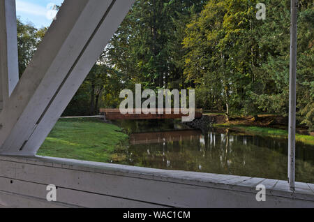 Stayton-Jordon Covered Bridge im Pioneer Park, Stayton, Oregon. Offenen ...