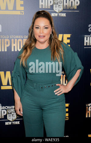 Angie Martinez nimmt an den wachsenden bis Hip Hop, New York und ...