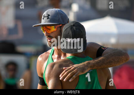 ALEX RANGHIERI UND MATTEO EINGEWACHSEN während Halbfinale Meisterschaft ...
