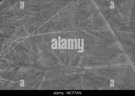 Die Condor geoglyph Abbildung in der peruanischen Küstenwüste, wie die ...