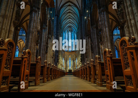 Kölner Dom Innenraum, Köln Stockfotografie - Alamy