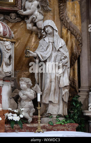 Heilige Klara von Assisi Stockfotografie - Alamy