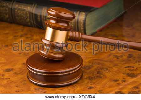 Hof Hammer, Gerichtshammer Stockfoto, Bild: 69196235 - Alamy