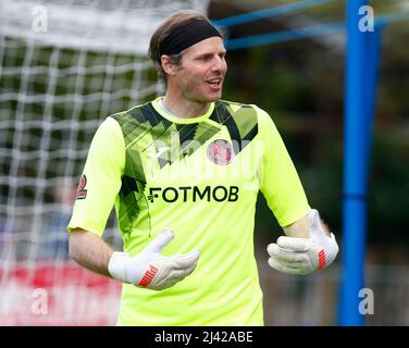 HAMPTON ENGLAND - ABRIL 09 : Alan Julian de Hampton y Richmond Borough ...