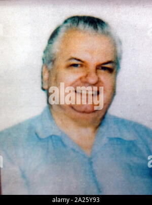 Photographie en couleur de John Wayne Gacy comme Pogo le clown. John ...