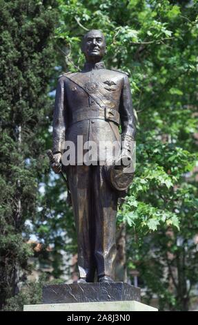 Le président argentin, le général Juan Domingo Peron, et son épouse Eva ...