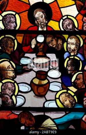 La dernière Cène et l'institution de l'Eucharistie, où Jésus établit le ...