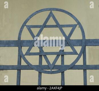 Religion - Etoile de David et de la Torah - Judaïsme Photo Stock - Alamy