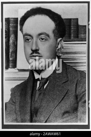 Portrait du physicien français Louis de Broglie, 1954 Photo Stock - Alamy
