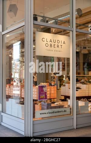 Claudia Obert, Inhaberin Boutique 'luxus intelligent' à Hambourg et ...