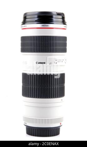 Sofia, Bulgarie - 11 août 2015 : Coca-Cola isolé sur fond blanc. Coca ...