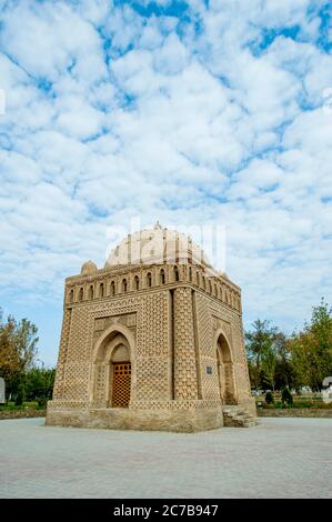 Ouzbékistan : le mausolée Ismail Samani du 10e siècle, Boukhara. ISMA ...
