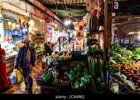 Maroc, région de Tanger Tétouan, Tanger, stand de figues blanches et ...