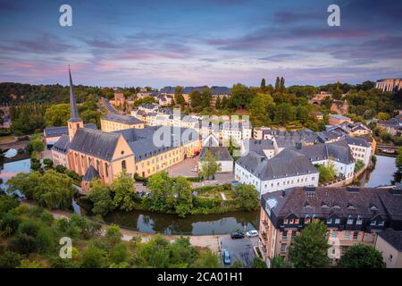 Luxembourg. Image de paysage urbain aérien de la vieille ville de ...