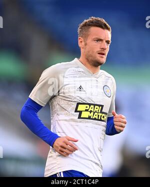 Jamie Vardy de Leicester se réchauffe lors du match de Premier League ...
