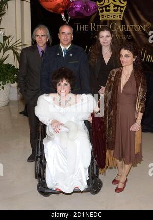 Michael Wilding Jr., Christopher Wilding, Maria Burton, Liza Todd et ...